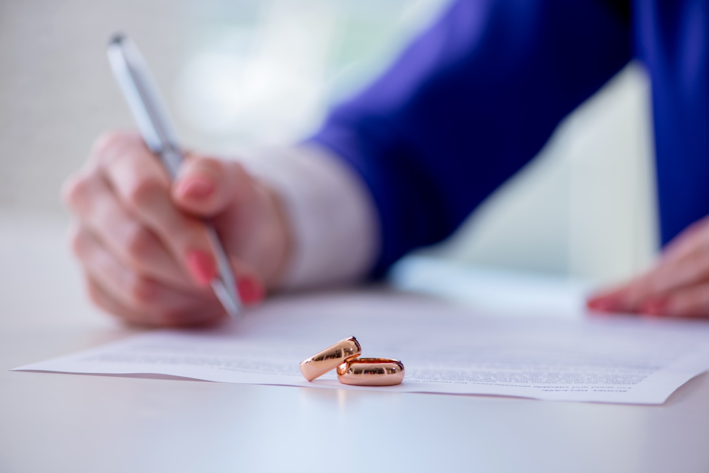 Contrat de mariage notarié: quels sont les avantages? — JuriGo.ca
